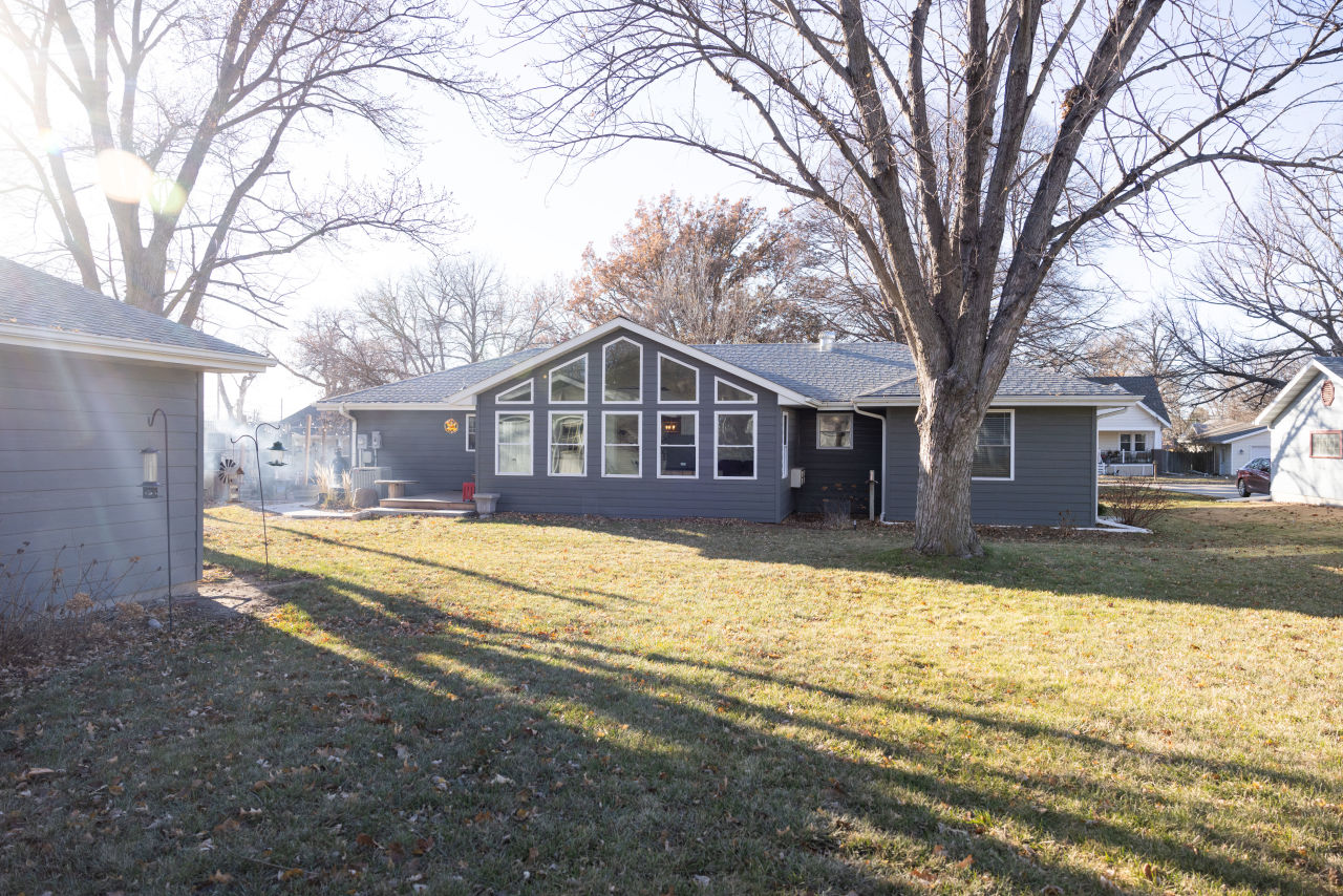 1910 N Grant Ave | Green Realty & Auction - York NE - Real Estate Homes ...
